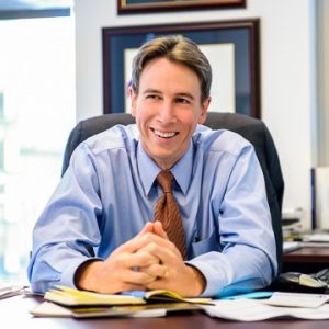 Our Experts - Lewis Burke